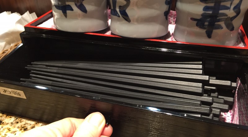 Example of Kaiten (conveyor belt) Sushi in Japan – Numazukou, Queens ...